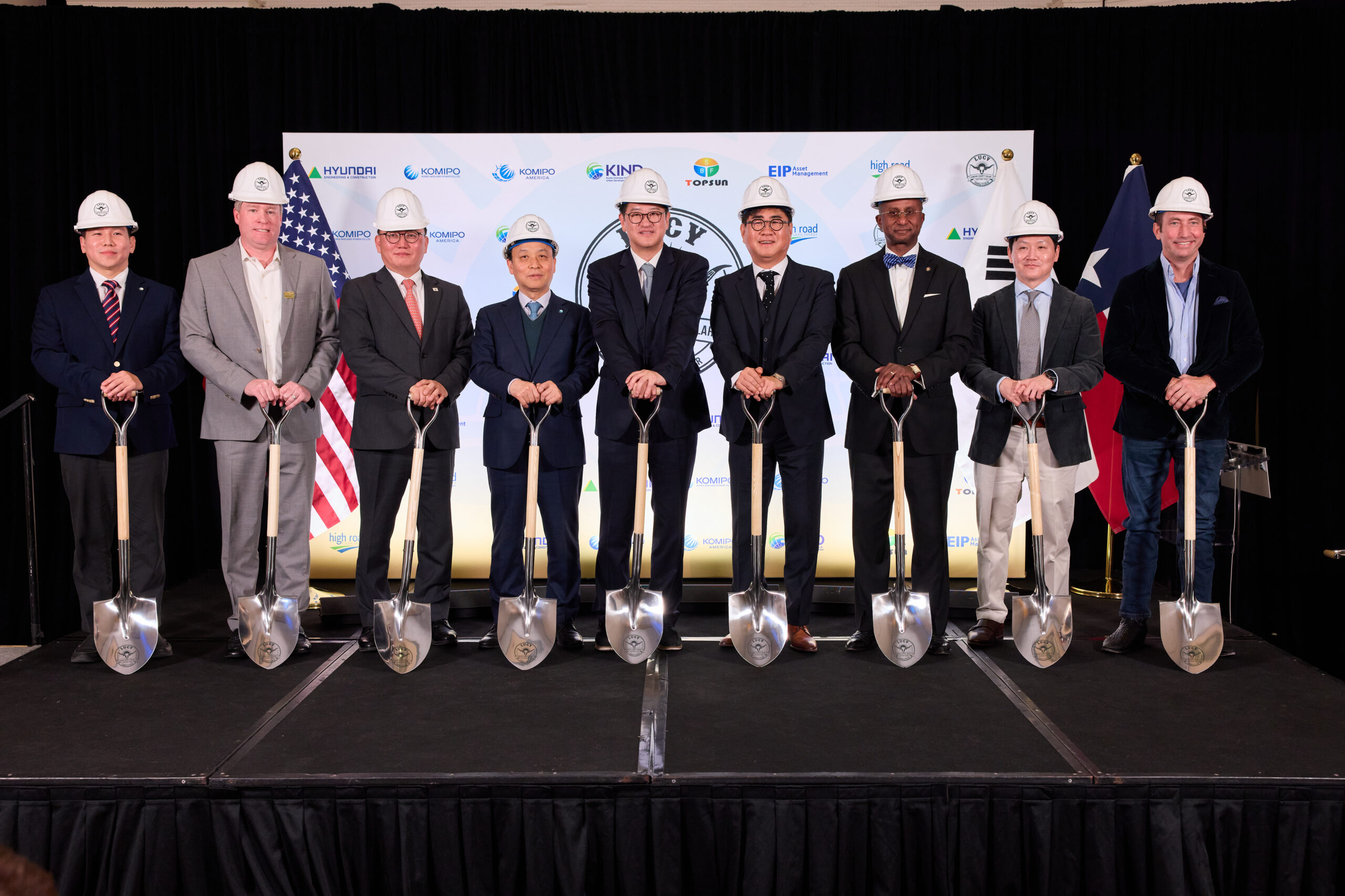 Texas utility-scale solar project secures $524 million from Korean-led ...
