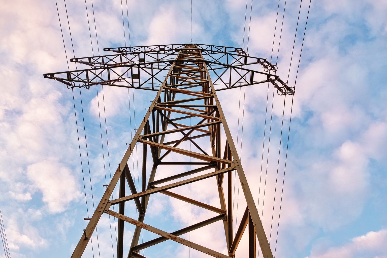 Consumers will pay billions due to “very slow” interconnection in the ...