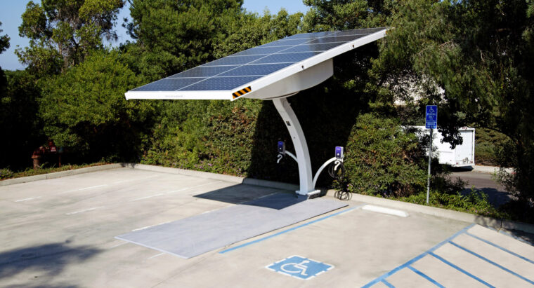 Solar EV charging stations are deployed in NYC – pv magazine USA Solar EV charging stations are deployed in NYC – pv magazine USA