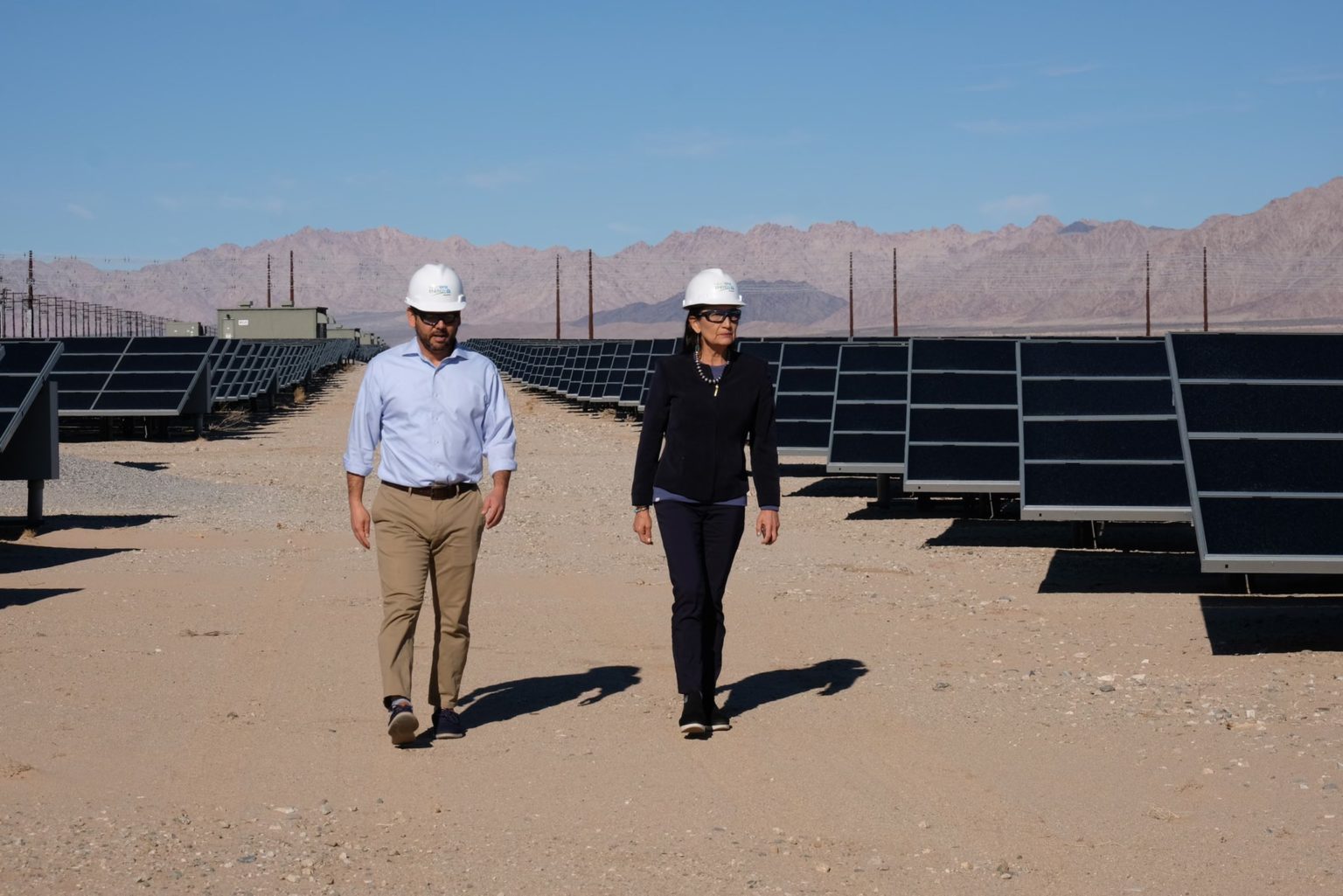 BLM starts work on 1 GW of Arizona solar, aims to make approval process ...