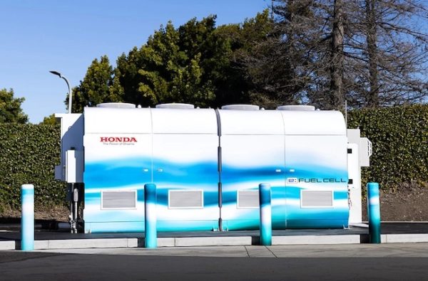 Honda reusing vehicle fuel cells to build 500 kW stationary fuel cell ...