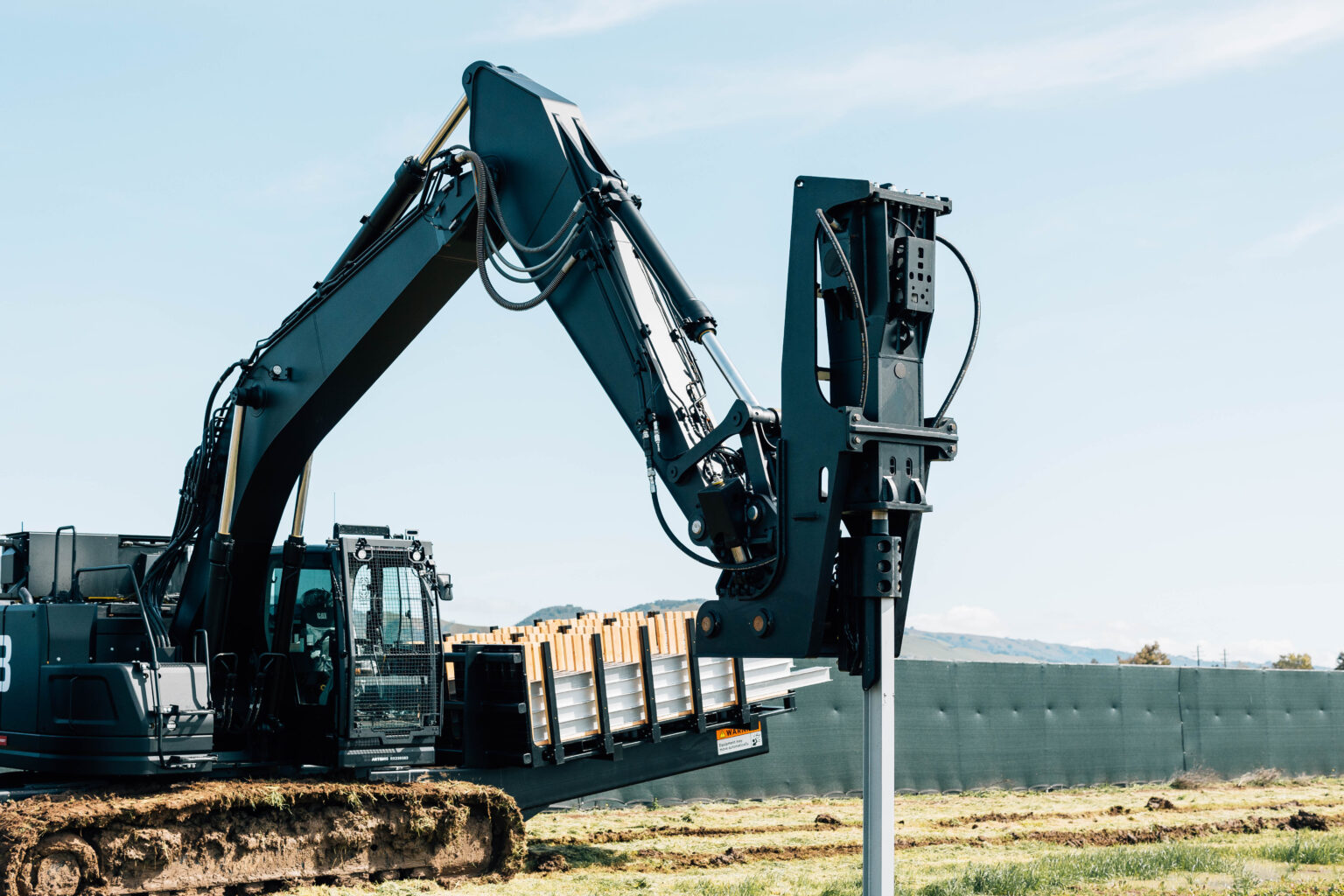 Robotic solar pile driver three times faster than humans – pv magazine USA