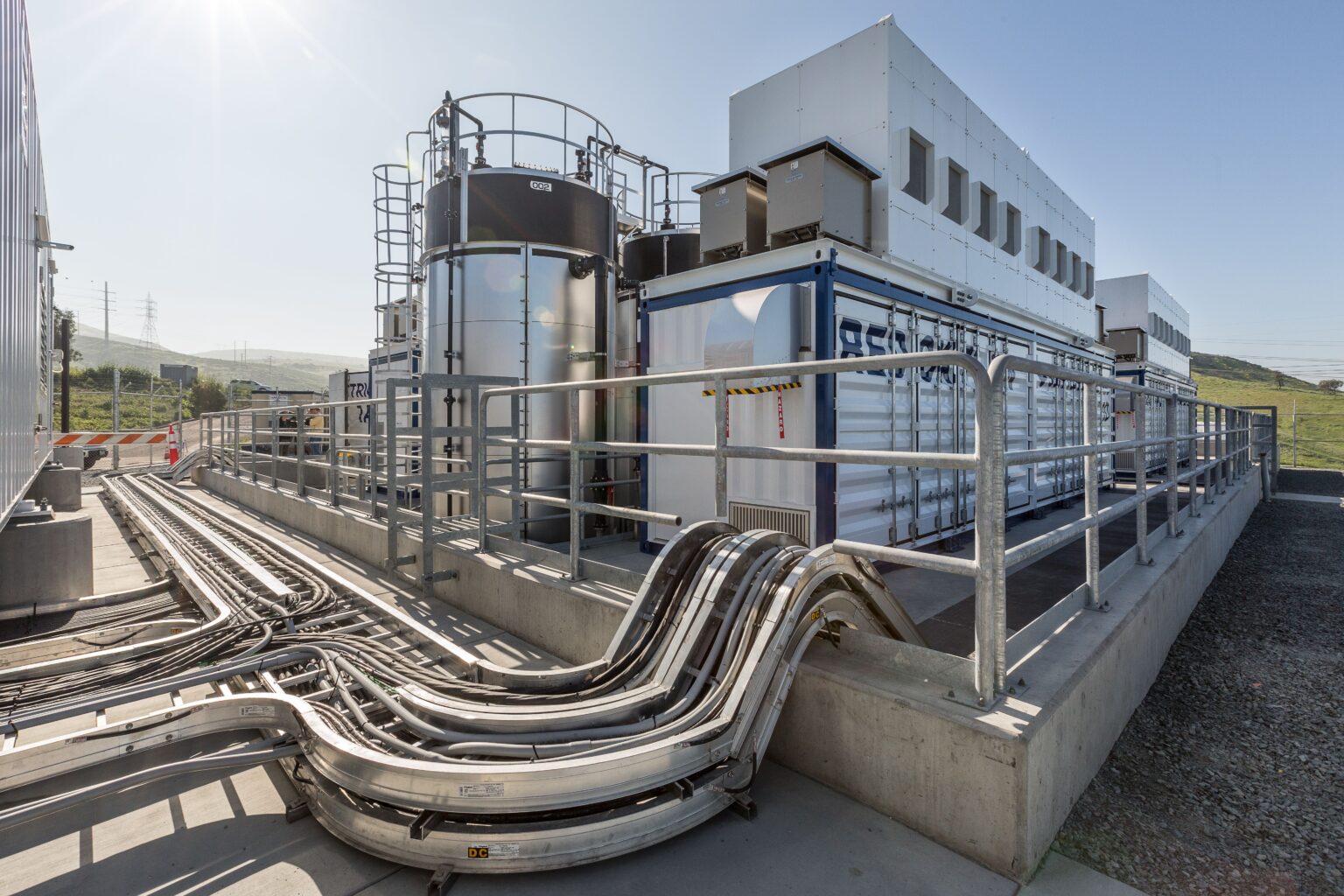 Sumitomo reveals testing results of redox flow battery project in ...