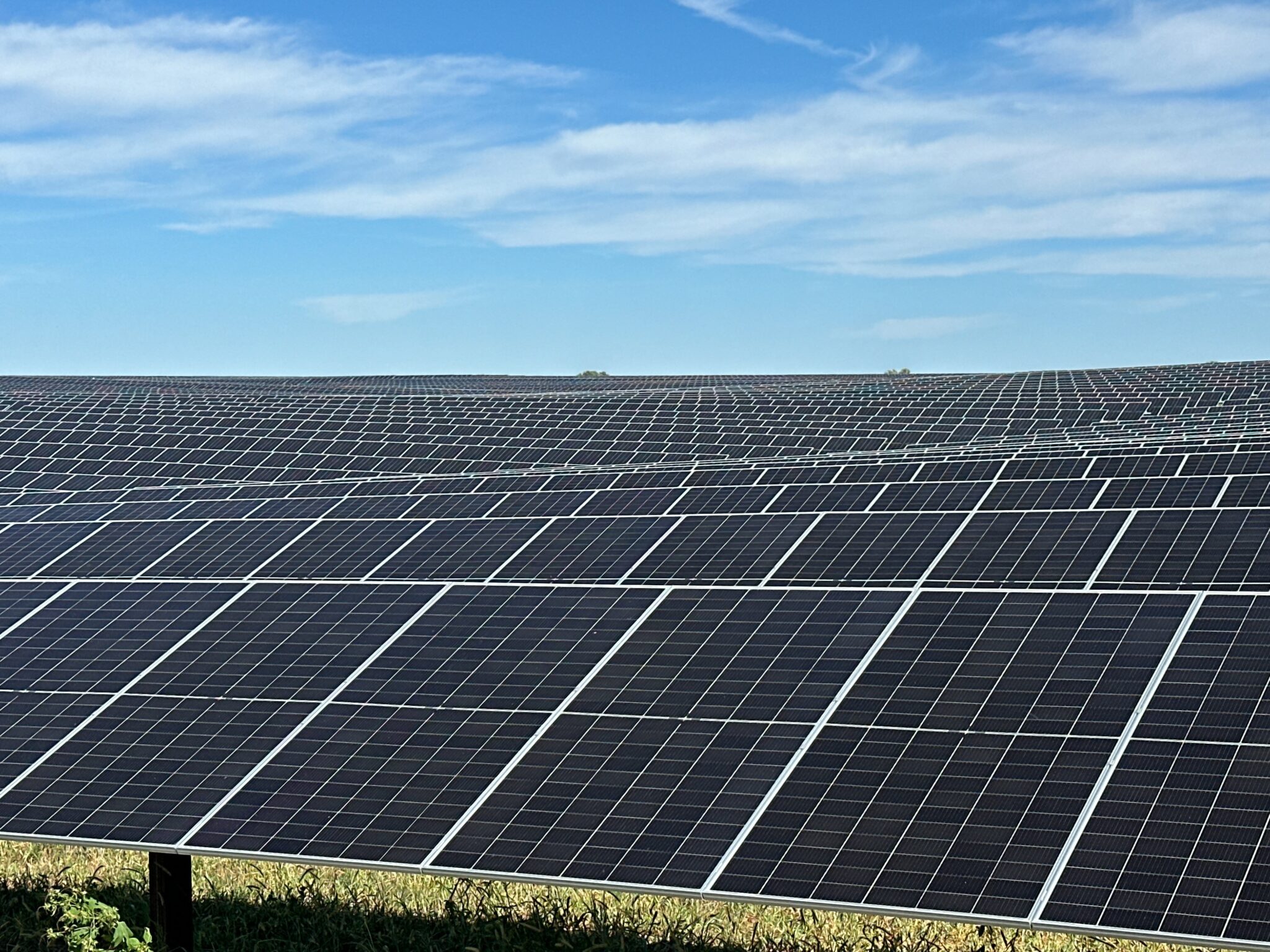 Burns & McDonnell completes construction of 200 MW of solar in Iowa ...