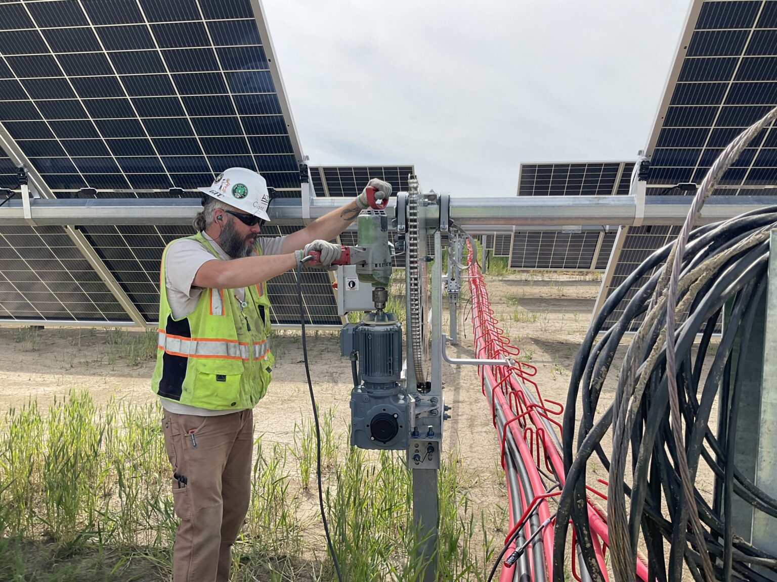 Burns & McDonnell completes construction of 200 MW of solar in Iowa ...