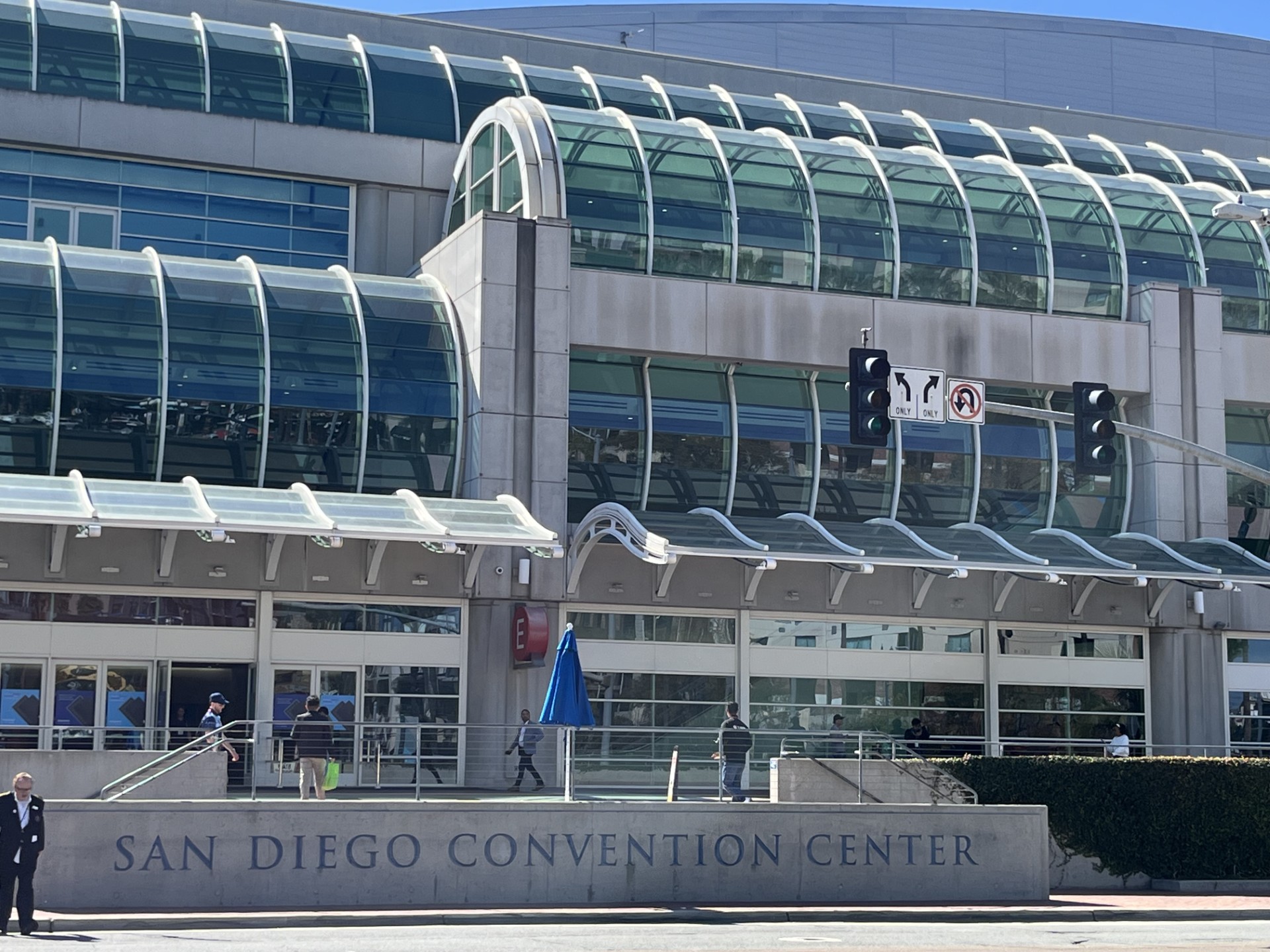 Intersolar North America 2025: Solar and storage persists through change – pv magazine USA