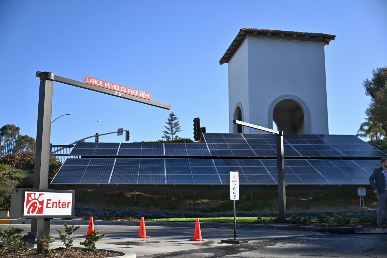 Chick-fil-A cuts costs, boosts grid reliability with solar-powered microgrid – pv magazine USA